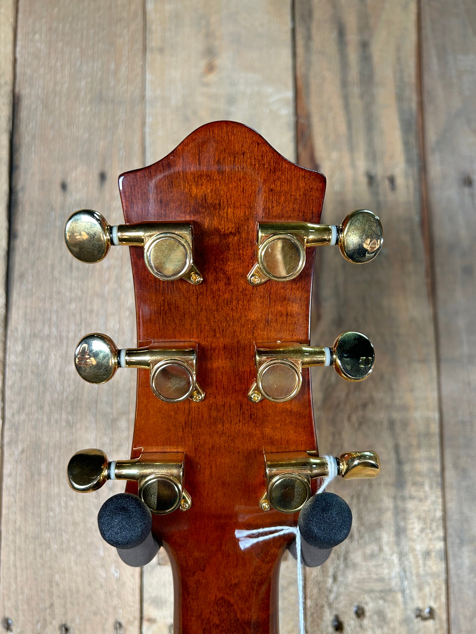 Gretsch G3203 Historic Series Acoustic/Electric Guitar (Pre-Owned ...